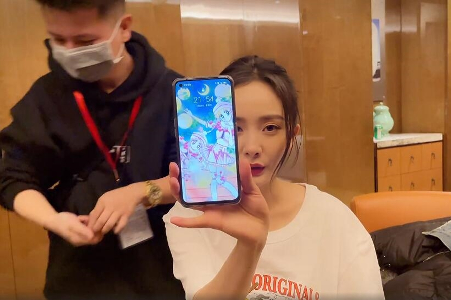 Самый дешевый флагман на Snapdragon 888 впервые показали на «живом ...